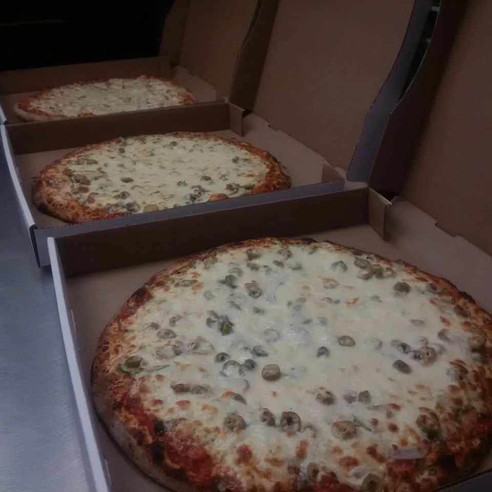 Big Cheese Pizza - Delicious Pizza & More